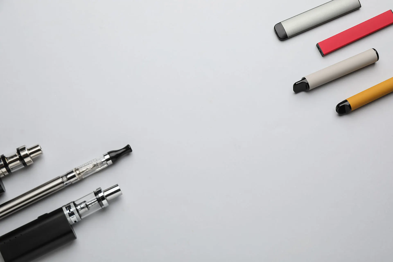 Disposable vs Refillable Vapes | Compare Vaping Devices & Features